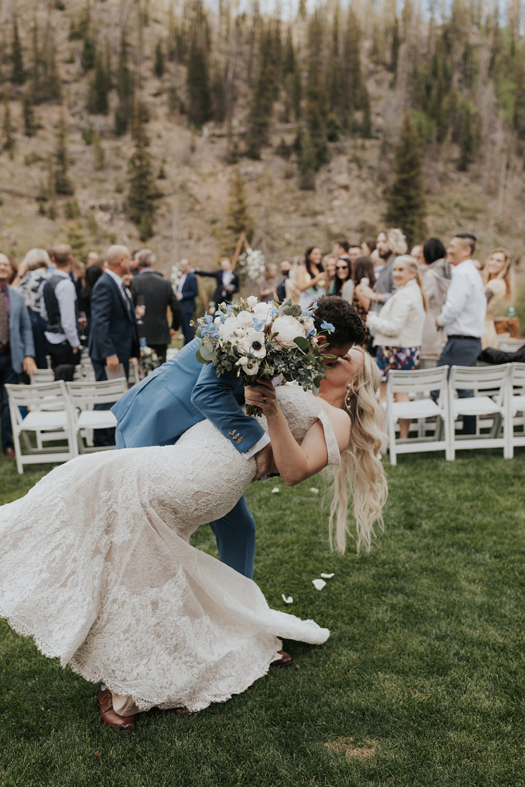 Ayla + Keith {Private Home, Breckenridge} | petalandbean.com