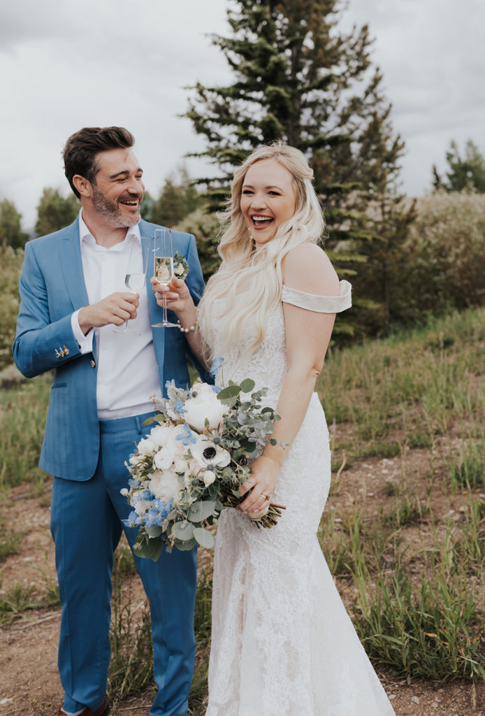 Ayla + Keith {Private Home, Breckenridge} | petalandbean.com