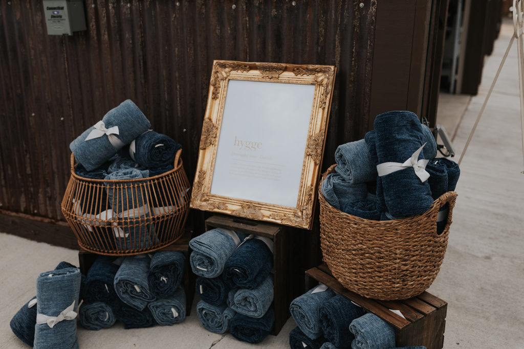 Ayla + Keith {Private Home, Breckenridge} | petalandbean.com