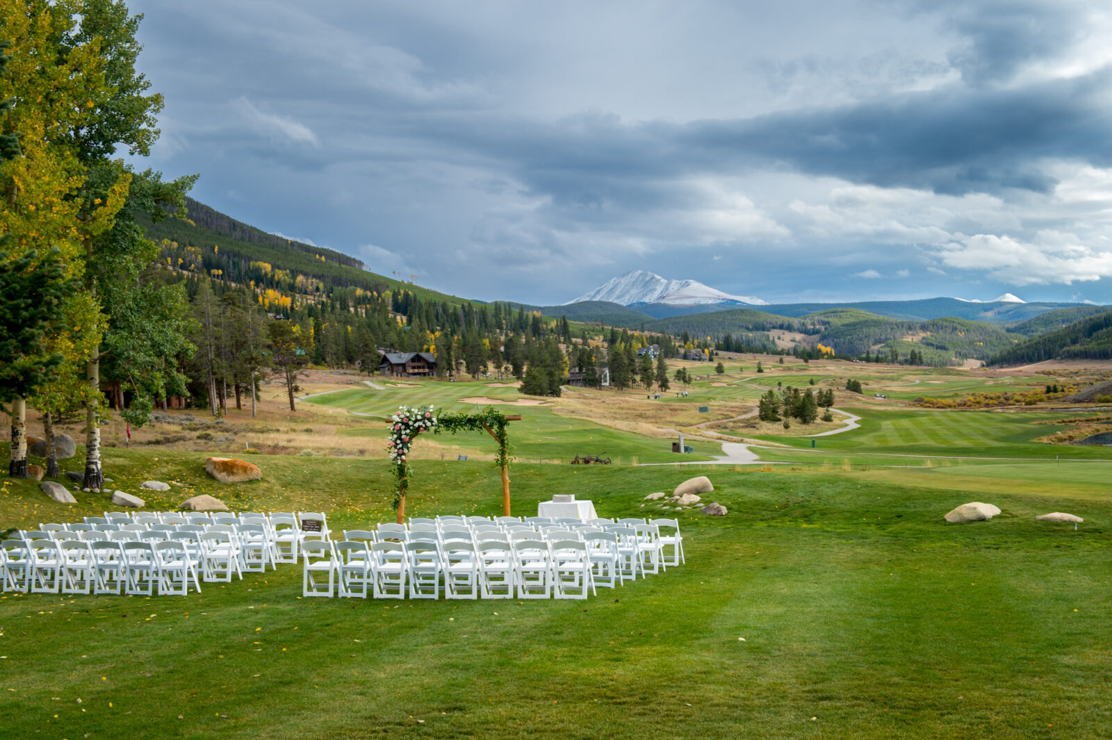 Katie + Ken {Keystone Ranch, Keystone} | petalandbean.com